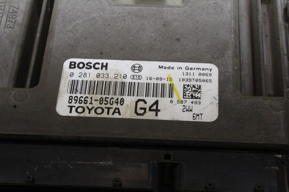 TOYOTA AVENSIS Estate T27 Motorsteuergerät 89661-05G40 0281033210 2.00 ...