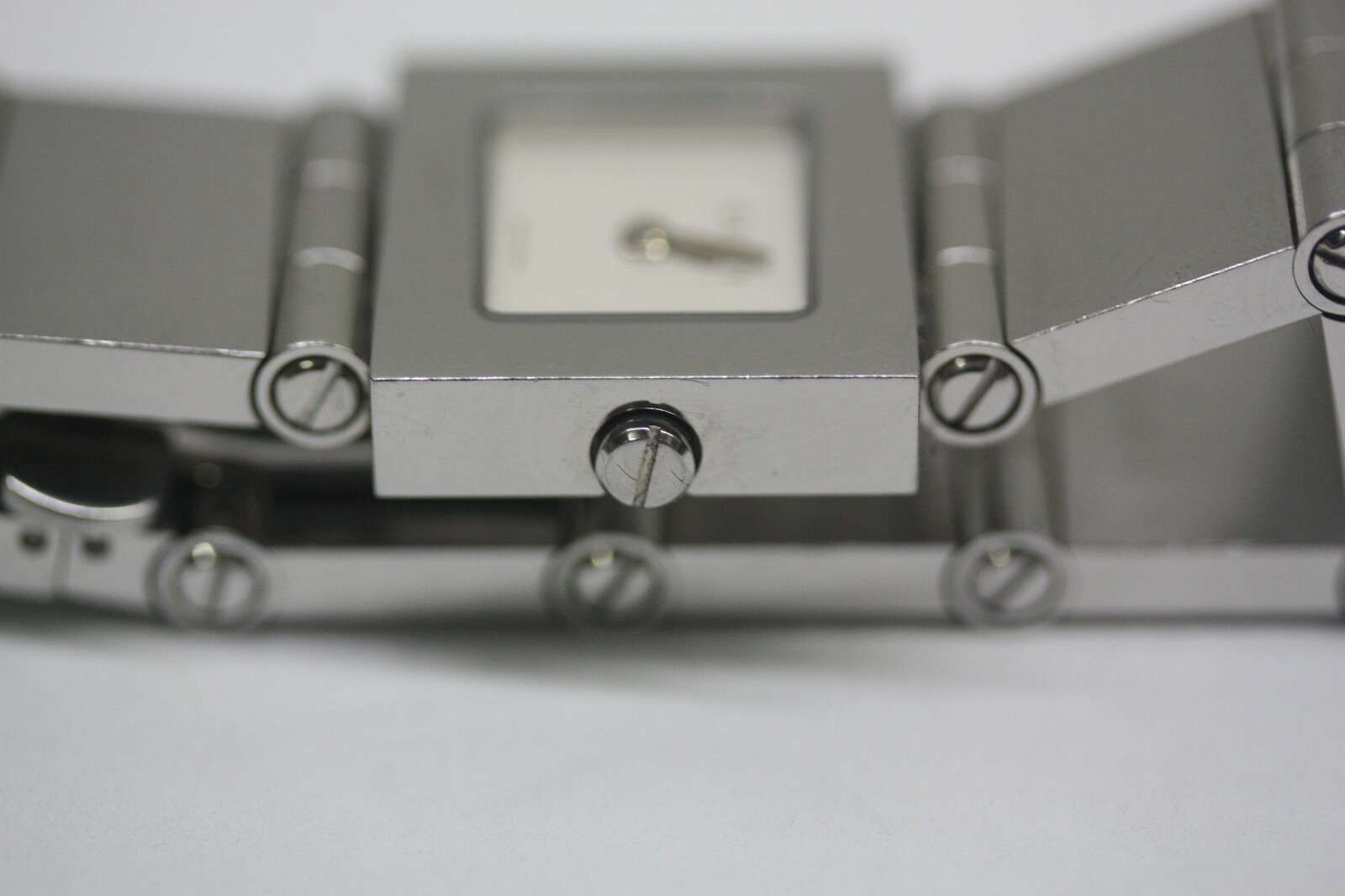 Gucci 600L Swiss Made Watch Square 21mm Case Fits 6" wrist MSRP $1500 ...