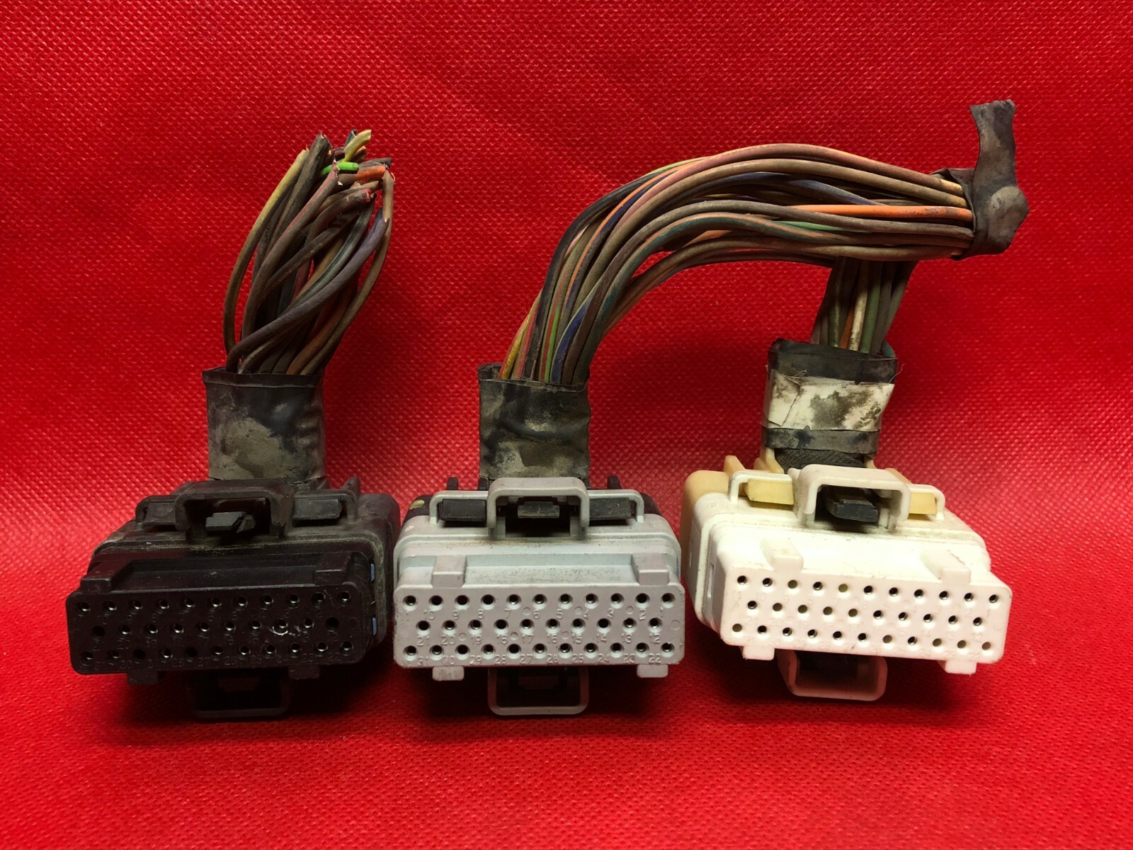 97 DODGE RAM V10 AT ECM ECU PCM ENGINE COMPUTER PLUGS CONNECTORS ...