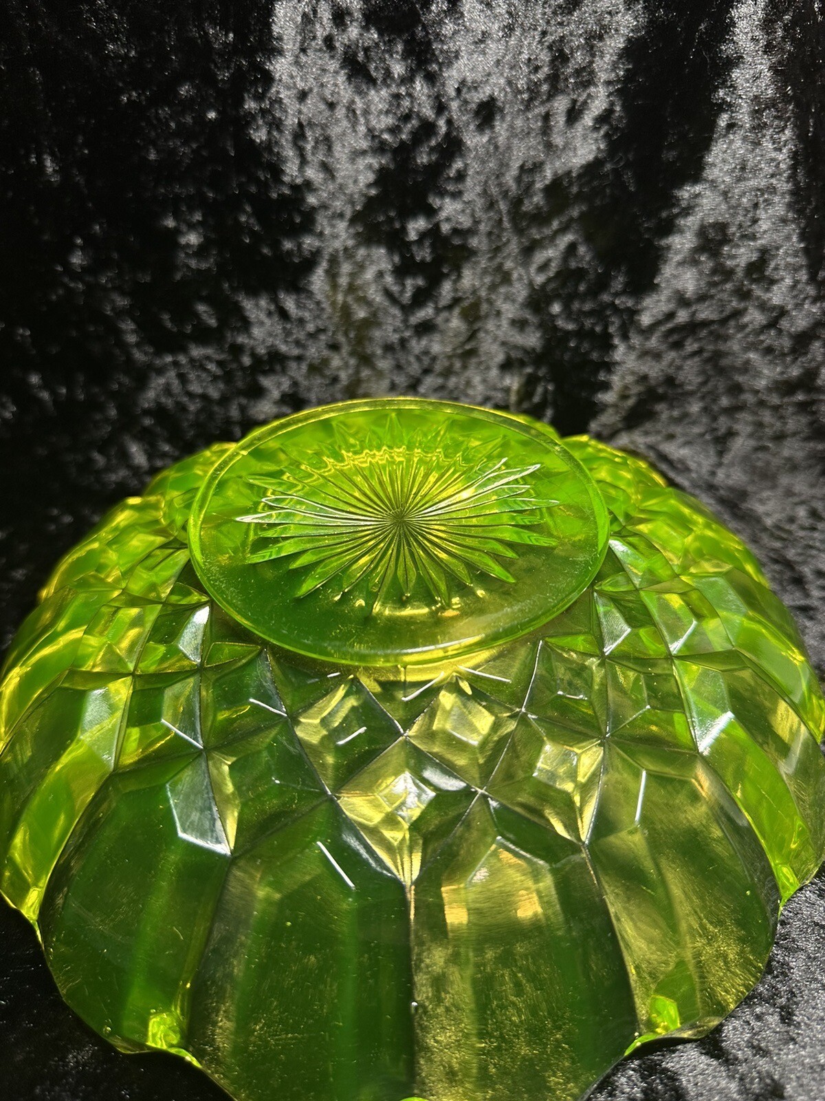 Crown Crystal Yellow Uranium Glass Starburst Bowl | eBay