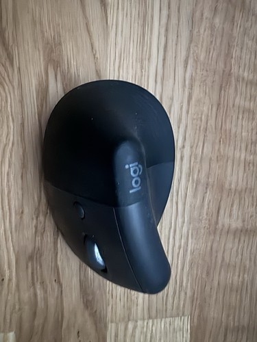 Logitech Lift Vertical Ergonomic Mouse Wireless Right Handed | eBay