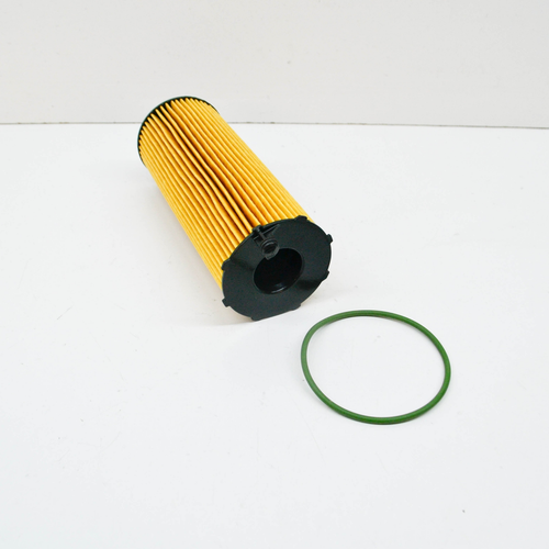 AUDI Q7 4L Oil Filter 057115561M 3.0 Diesel | eBay