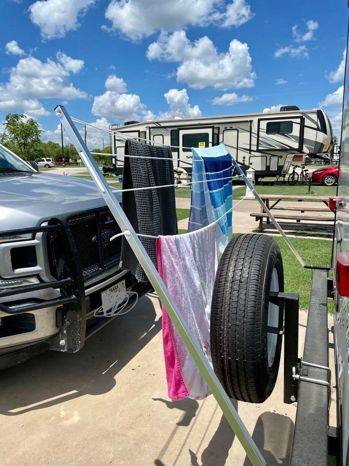 Portable Clothesline for Travel Camper RV Bumper Mount Clothes Drying ...