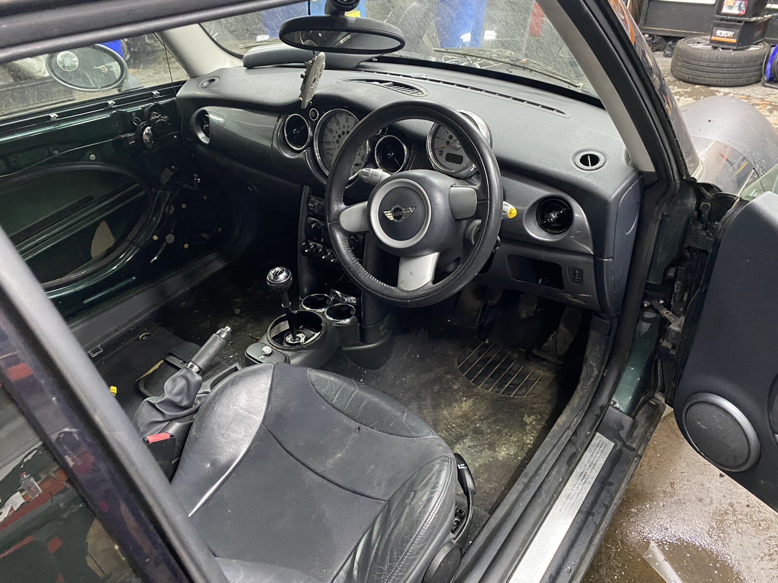 BMW Mini One Cooper Wheel Nut Breaking R50 R53 BRG British Racing Green ...