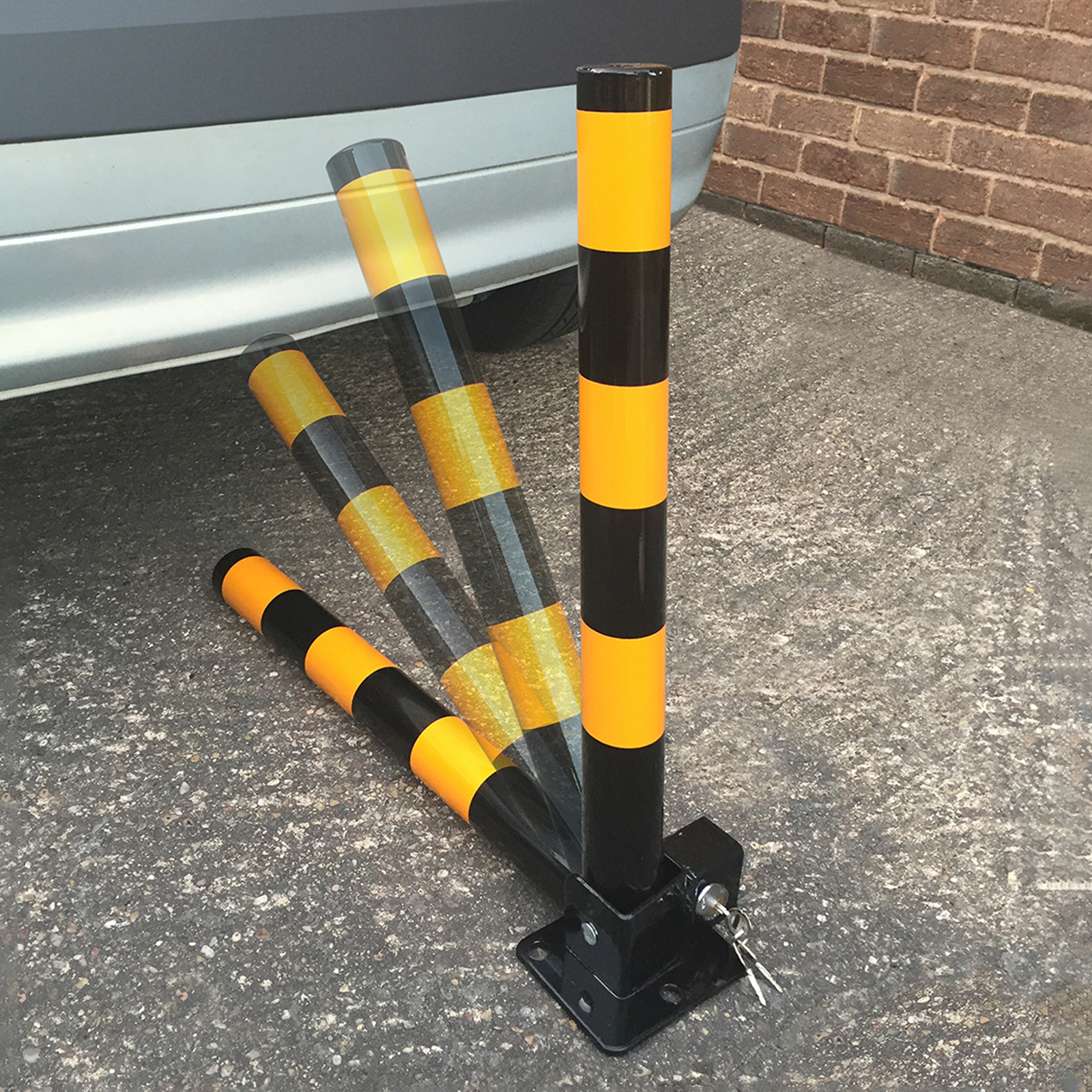 Folding Robust Security Parking Post Driveway Bollard Lock & Key SWWL7 ...