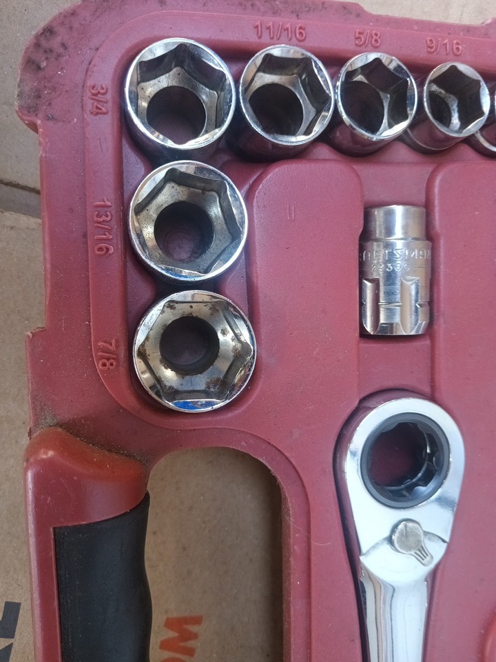 Vintage Craftsman Max Axess Pass Thru 51-pc 3/8 & 1/4 In Socket Set SAE ...