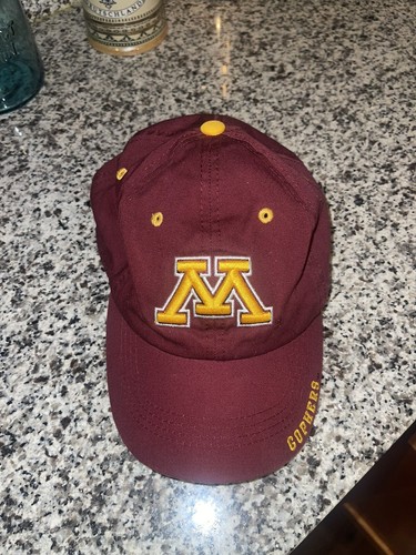 Captivating Minnesota Golden Gophers Maroon Cap Hat OSFM Adjustable ...
