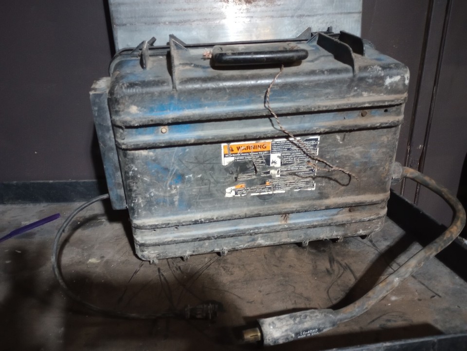 Miller Suitcase X-TREME 12VS Heavy Duty Wire Feeder Welder Profax New ...