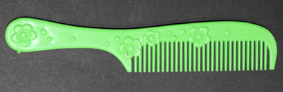 *VINTAGE CHILD SIZE PLASTIC COMB WITH FLOWERS ON IT--6" WIDE--EXCELLENT ...