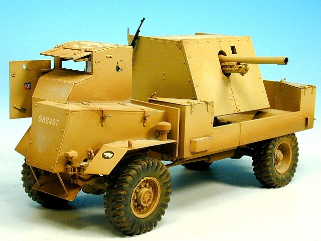 1/35 Accurate Armour Model Kit of The WWII English AEC 6pdr Deacon Gun ...