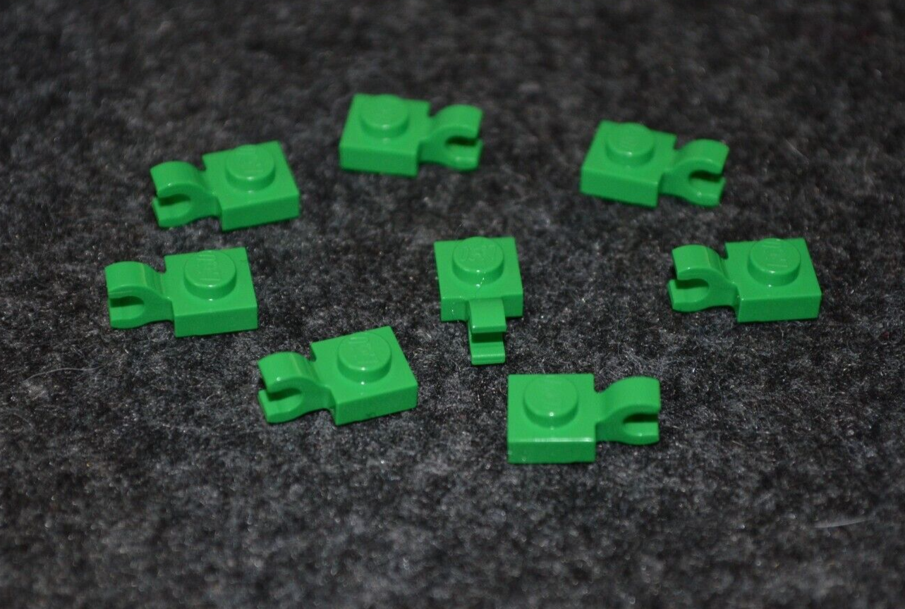 (8) 1x1 Bright Green Plate w/ Vertical Clip Bricks ~ New Lego Parts ...