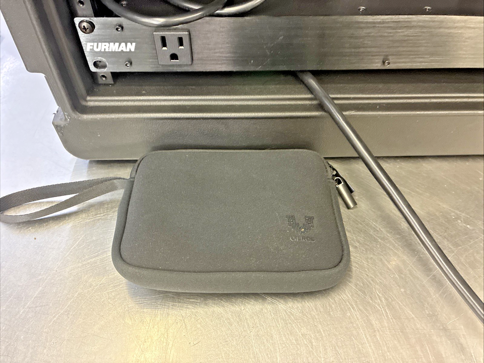 TWO MOTOROLA RADIUS CM300D N SKB CARRY CASE (CJL006168) | eBay