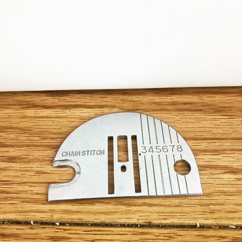 VTG Singer 750 756 758 Sewing Machine CHAIN STITCH PLATE 540132 Touch ...