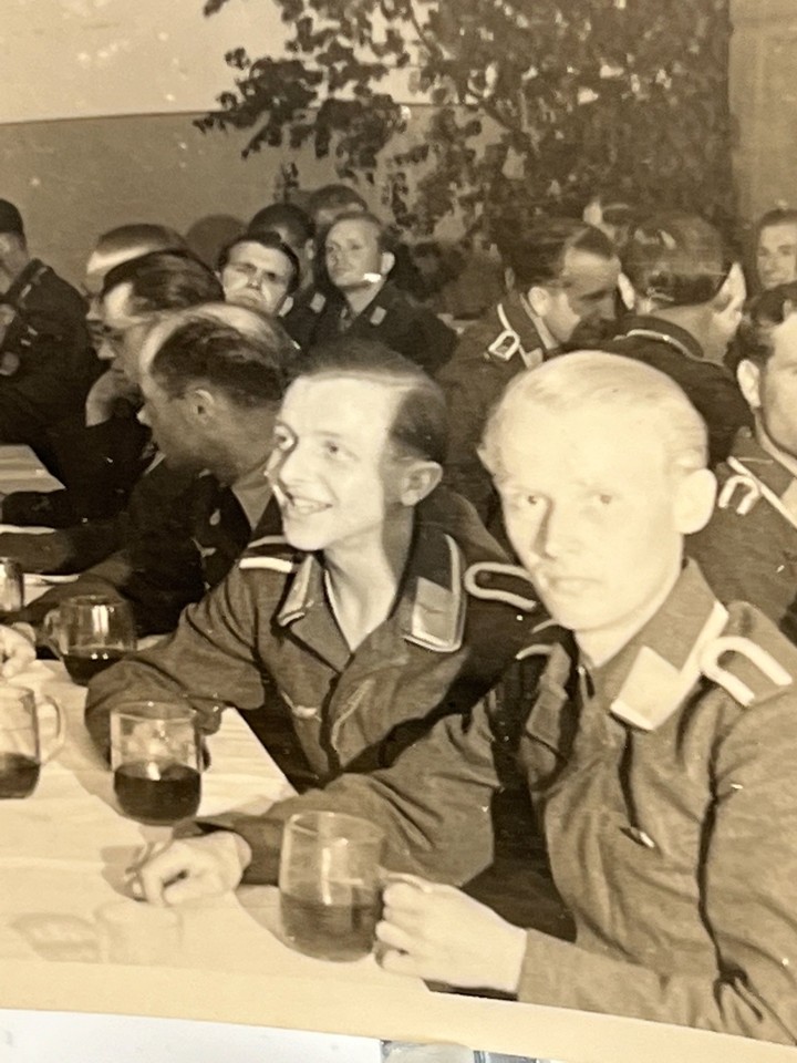 WW2 Photo Group German Wehrmacht Celebrating With Lots Of Drinks At ...