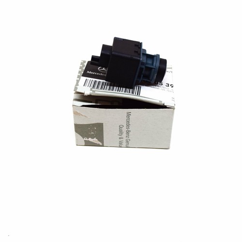 NEW MERCEDES-BENZ E W212 FRONT BUMPER SURROUND VIEW CAMERA A0009053902 ...