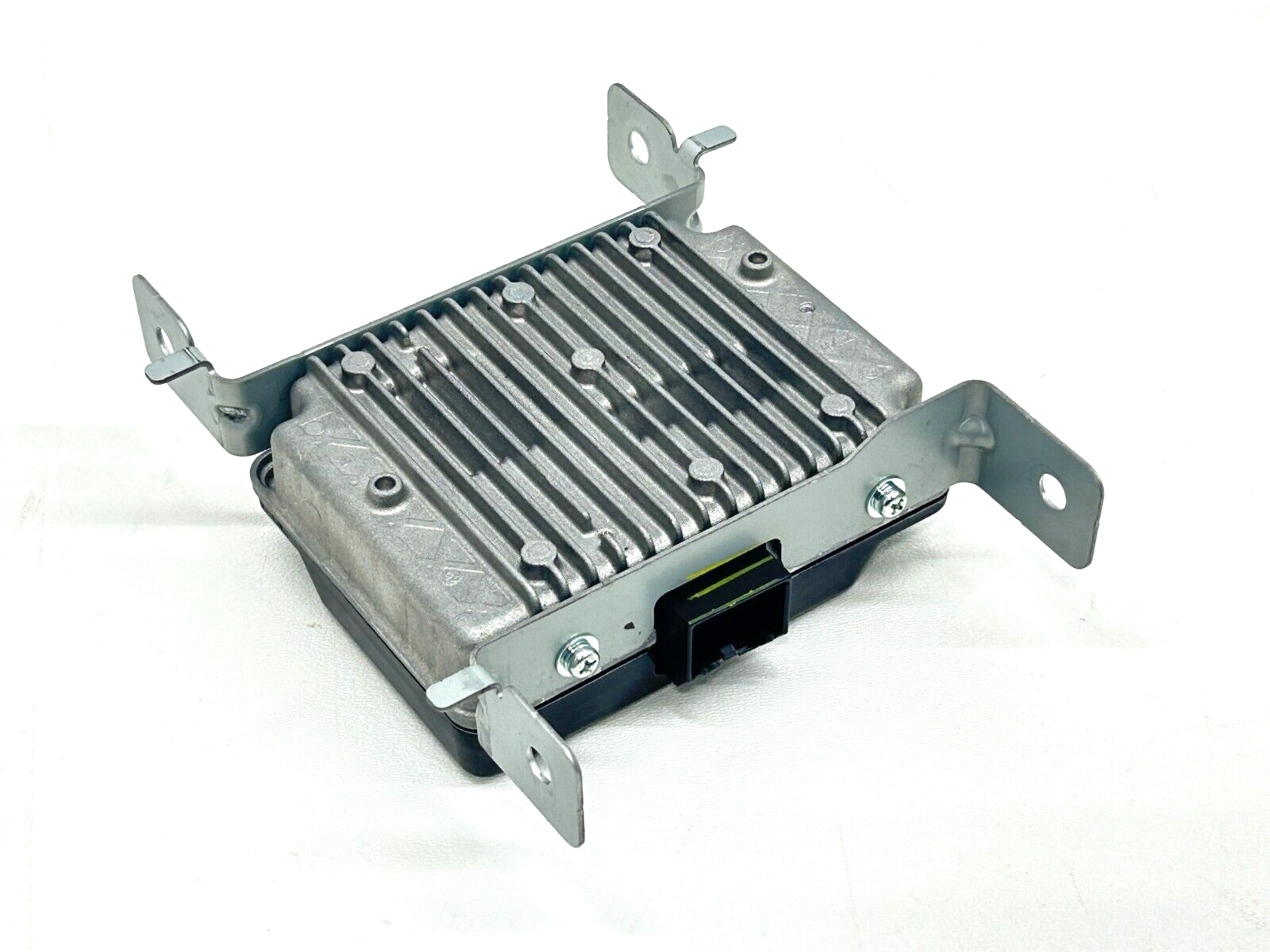 2016-2018 CHEVROLET MALIBU AC AIR CONDITIONING POWER INVERTER CONTROL ...