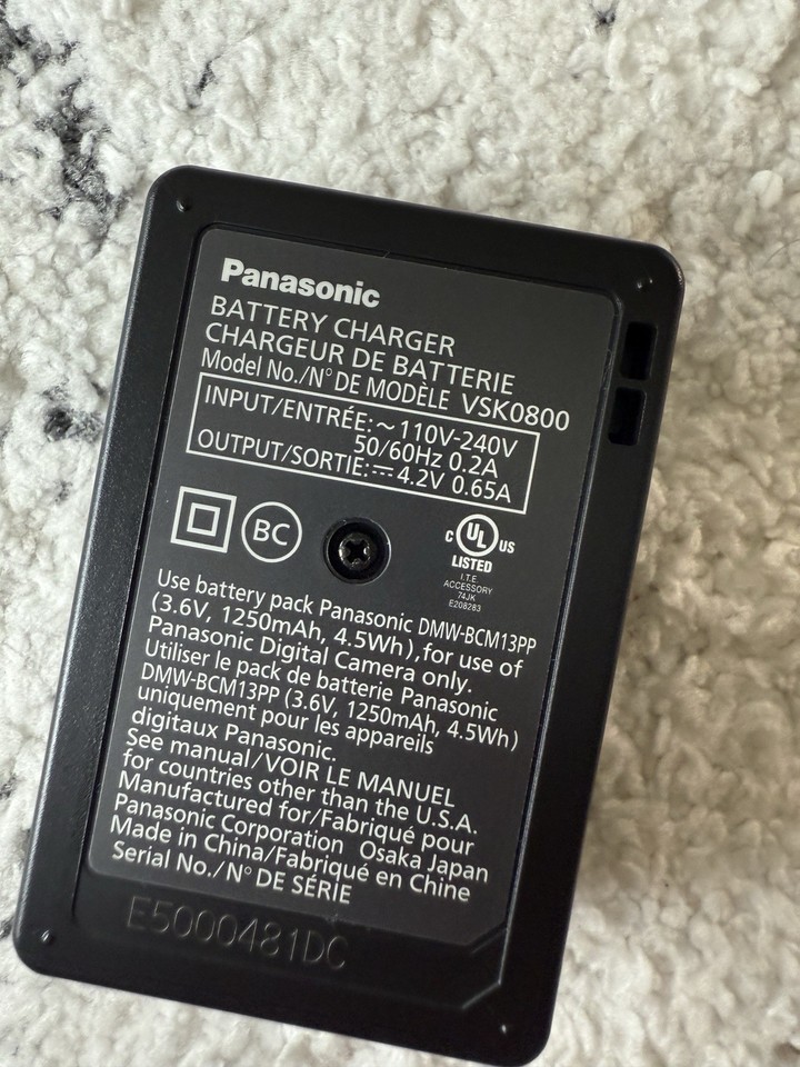 Panasonic OEM Lumix VSK0800 Charger for DMW-BCM13 DMC-FT5 FT6 FT7 TS5 ...