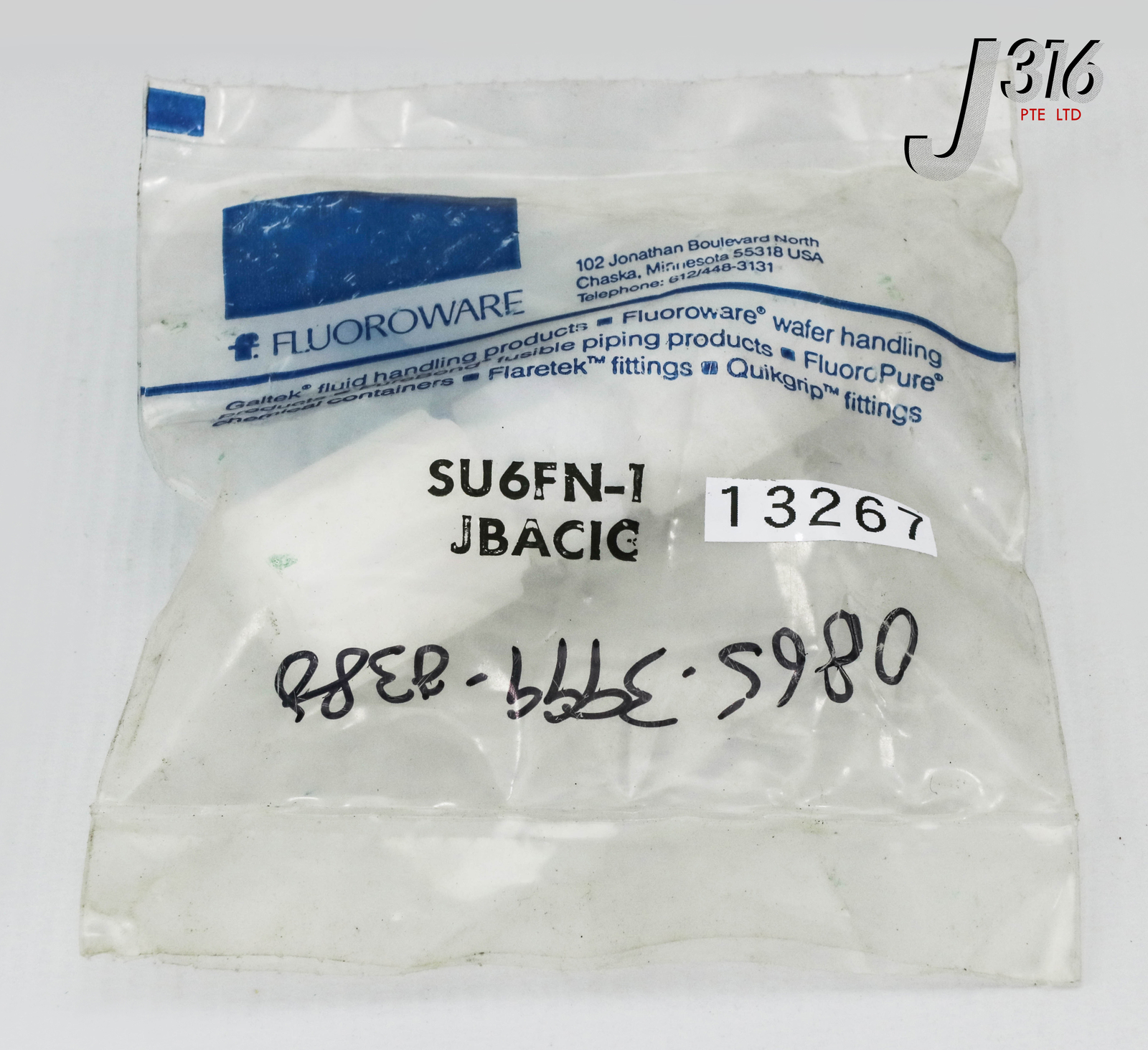 13267 FLUOROWARE FLARETEK STRAIGHT UNION, 3/8", ORIFICE 0.25", PFA (NEW ...