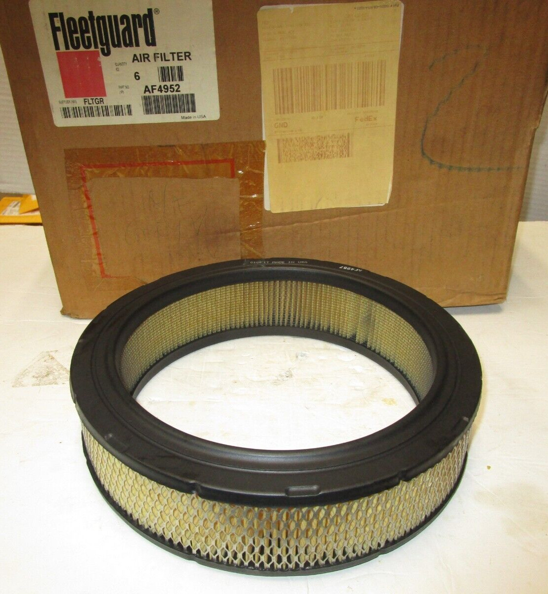 CATERPILLAR 2515886 - Air filter cross reference