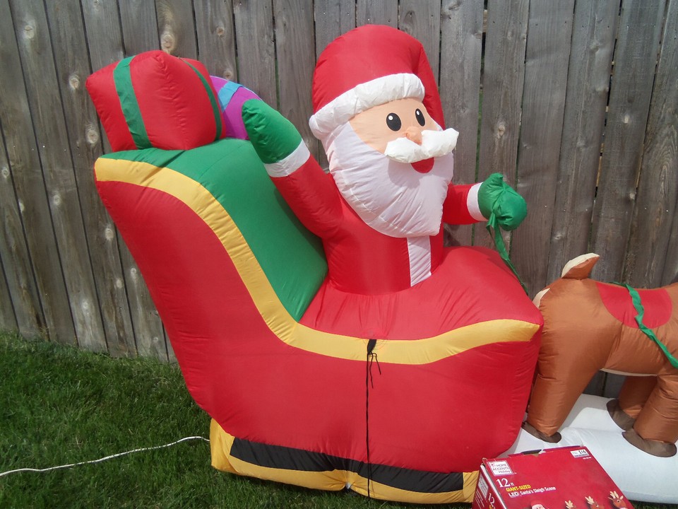 12' FT Airblown Inflatable LED LIGHTED Santa Sleigh Scene and Reindeer ...