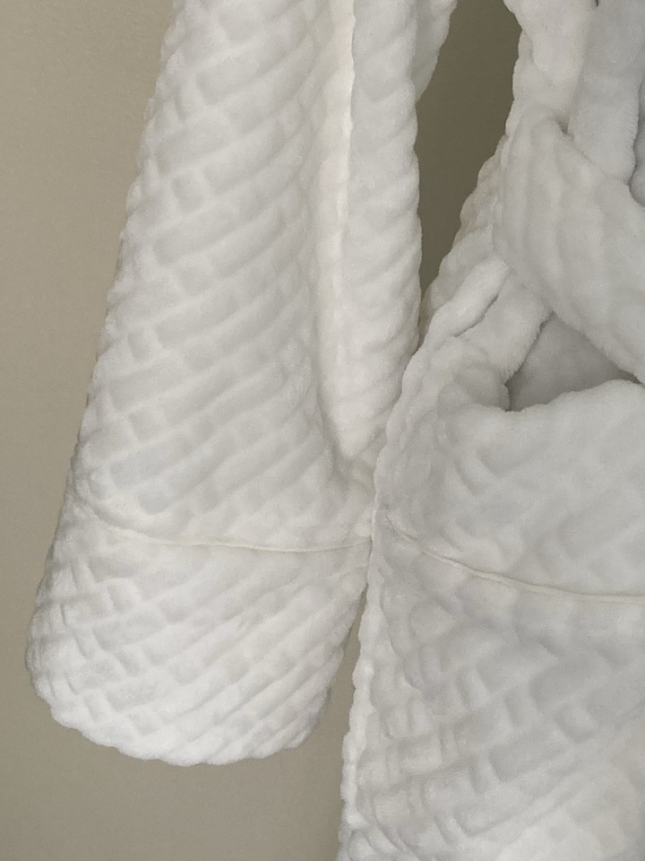 Soft Surroundings Royal Plush Robe Ivory Shawl Collar Pockets Belted Sz ...