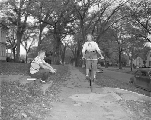 Photo Archive: 500 ea. Orig. 4x5 B&W Negatives DAILY LIFE IN IOWA 1950s-1960s | eBay