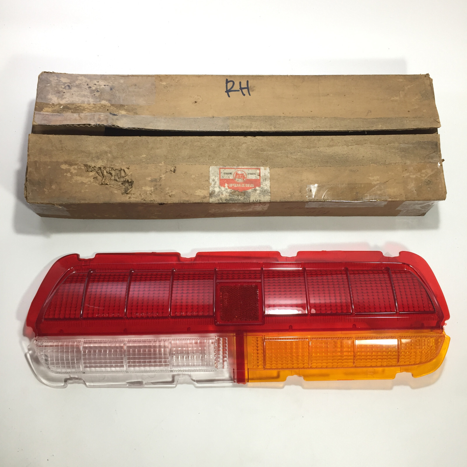 TOYOTA CROWN 2600 S60 MS60 65 TAILLIGHT LENS RH GENUINE KOITO NOS JAPAN ...