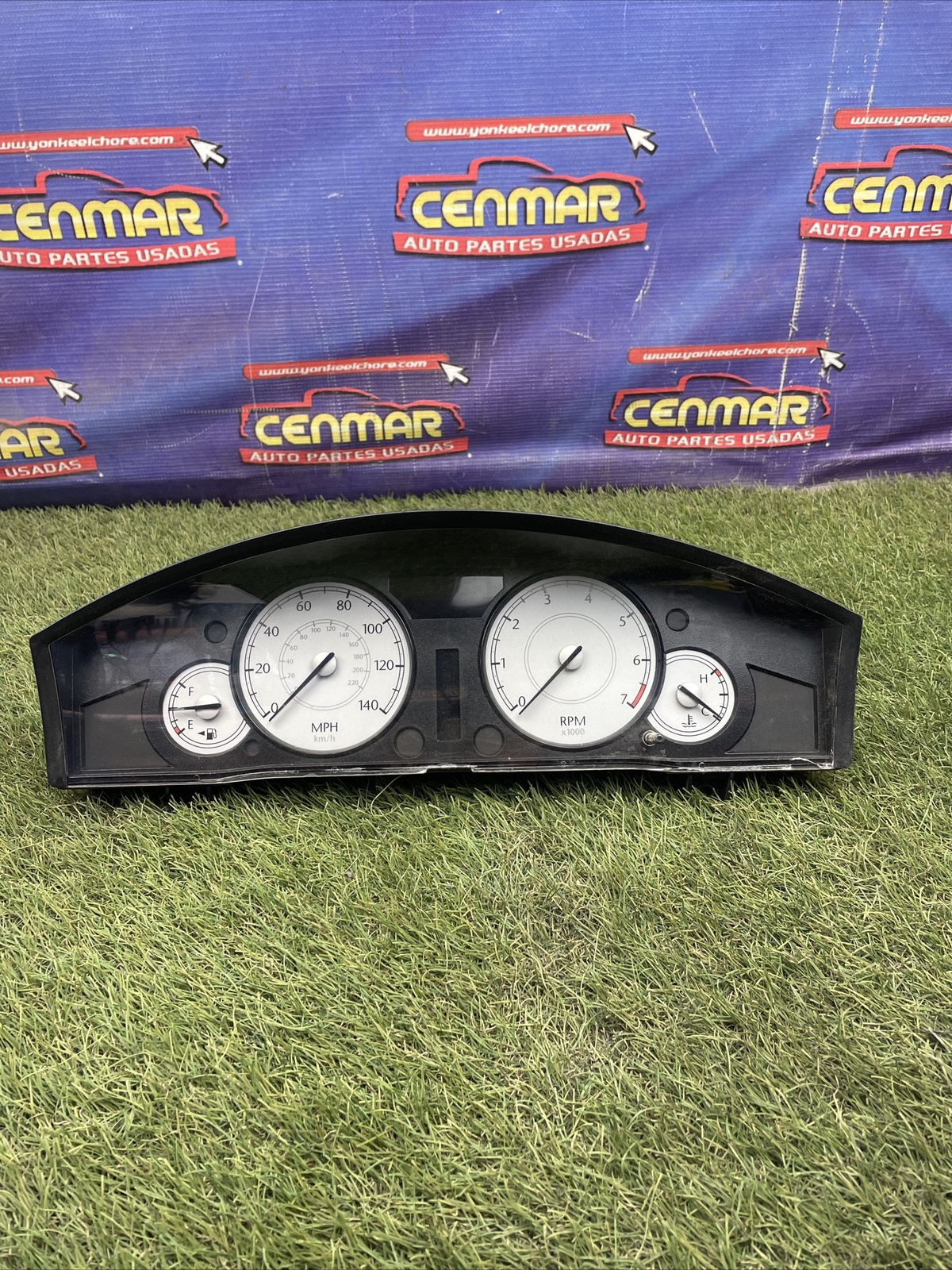 2007 CHRYSLER 300 SPEEDOMETER INSTRUMENT CLUSTER 05172056AE UNKNOWN ...
