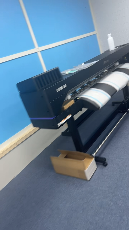 Mimaki CJV200-160 64” Wide Format Print/Cut Printer – Excellent ...