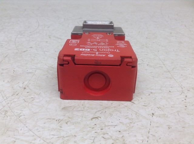 Allen Bradley 440k-t11212 Mss-5 Guard Master Trojan 5-gd2 Safety ...