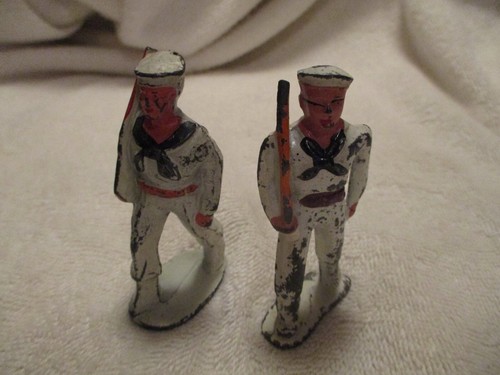 (2) Vintage Barclay Manoil Lead Metal Toy Soldier Sailors Navy Marching ...
