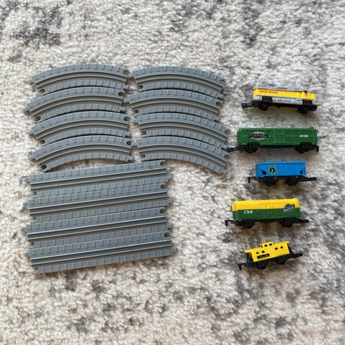 Micro Machines Union Pacific Train Set of Five Galoob 1989 With 12 ...