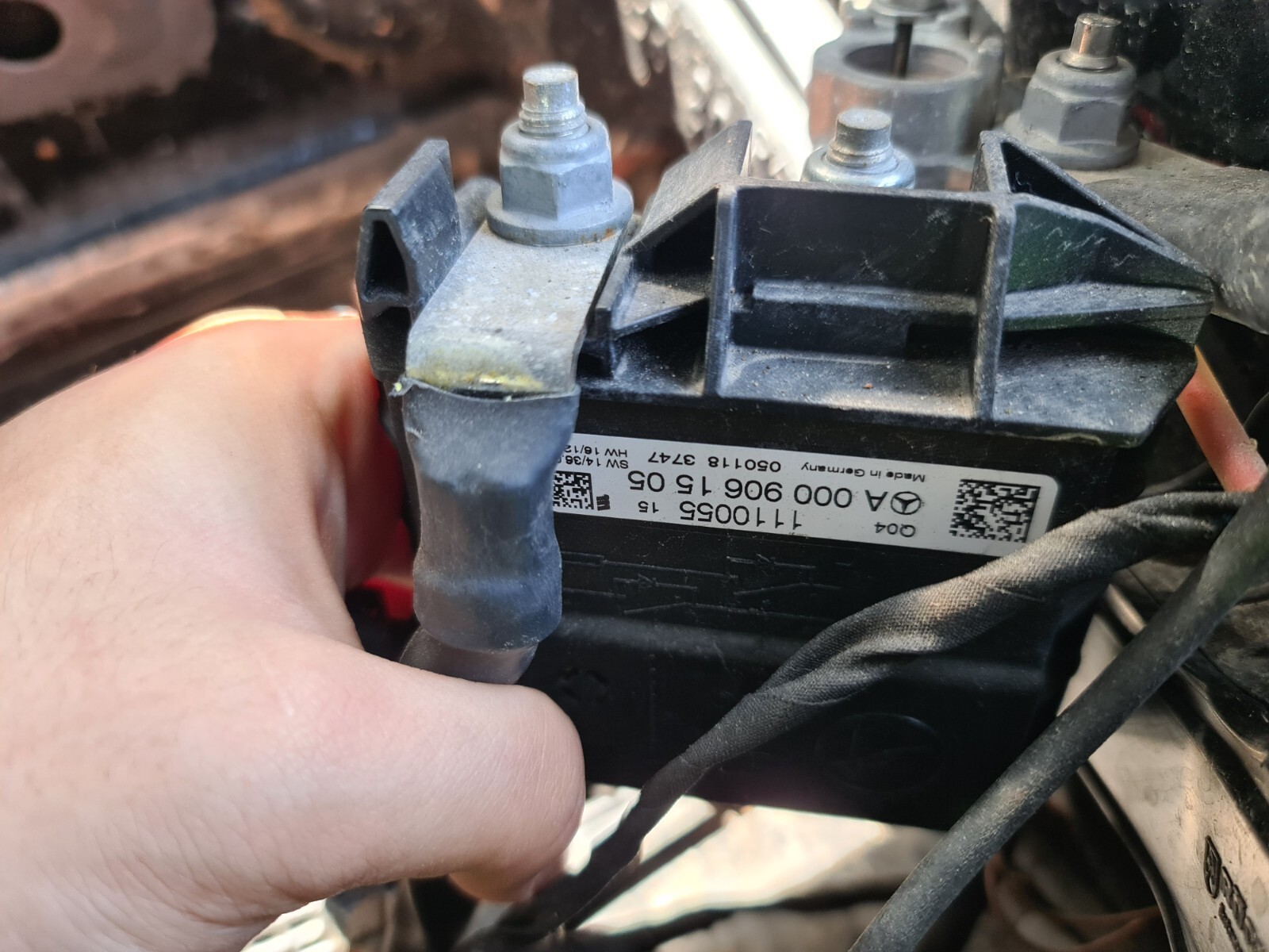 MERCEDES C-CLASS W205 C43 AMG 2015 - 2018 BATTERY CONTROL MODULE ...