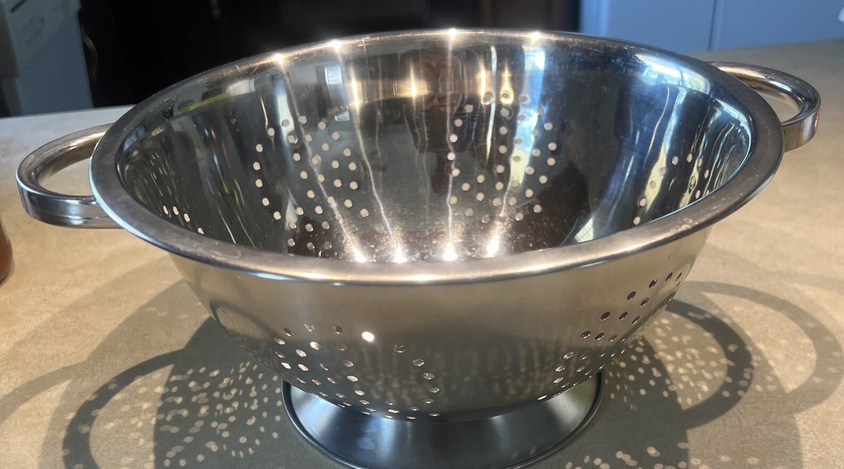 Spaghetti Colander
