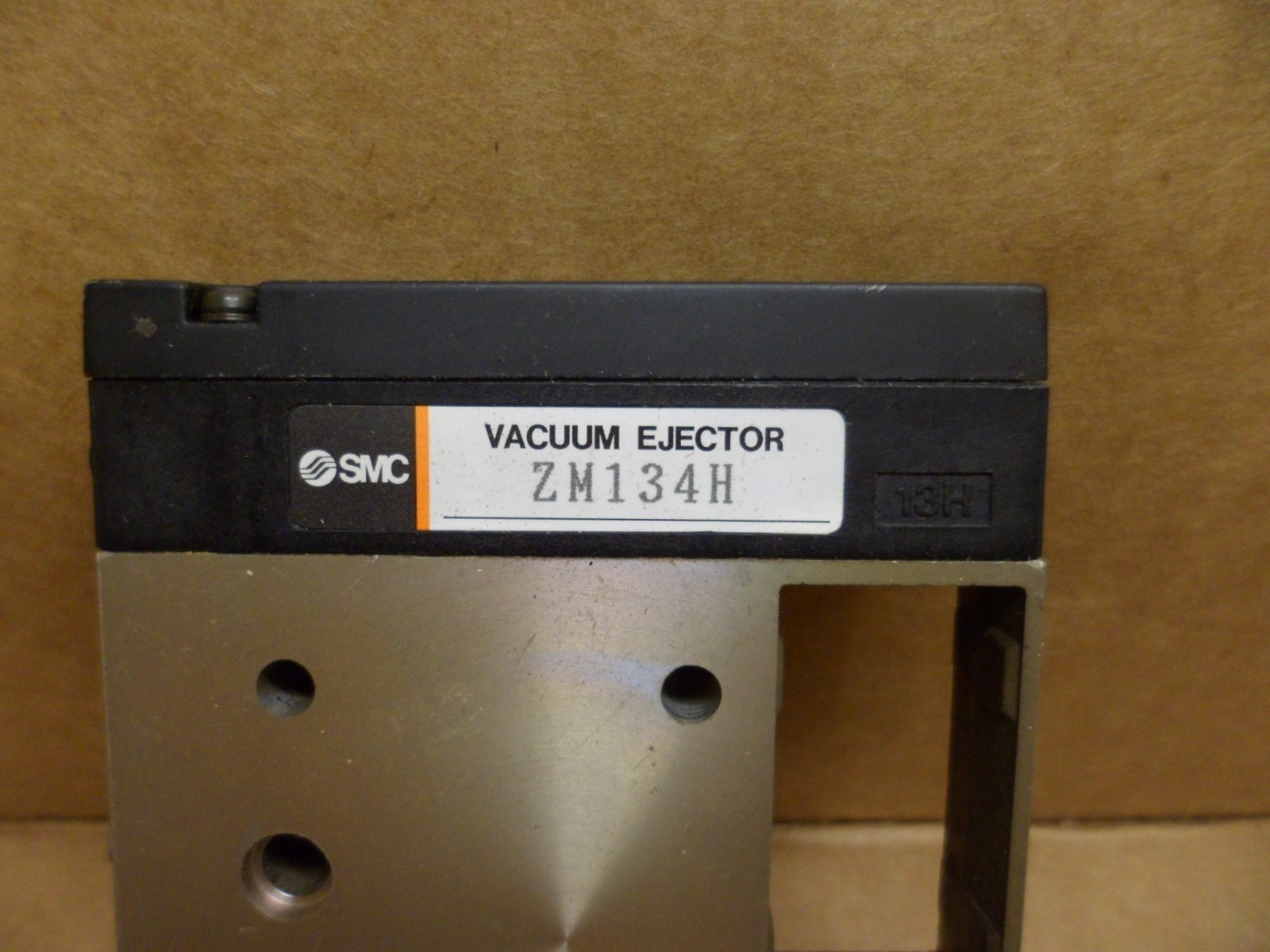 SMC ZM134H VACUUM EJECTOR MANIFOLD TYPE 1.3 NOZZLE N.O.S. Free shipping ...