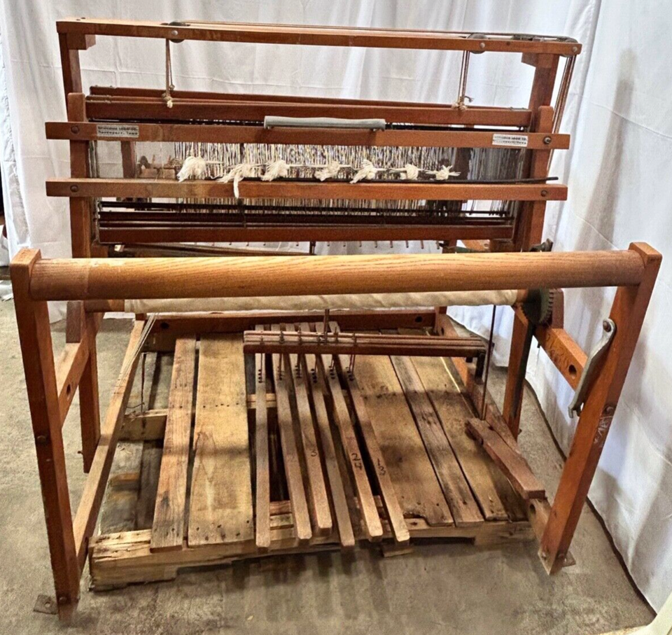 Newcomb Studio Art Rug Loom T0557 | eBay