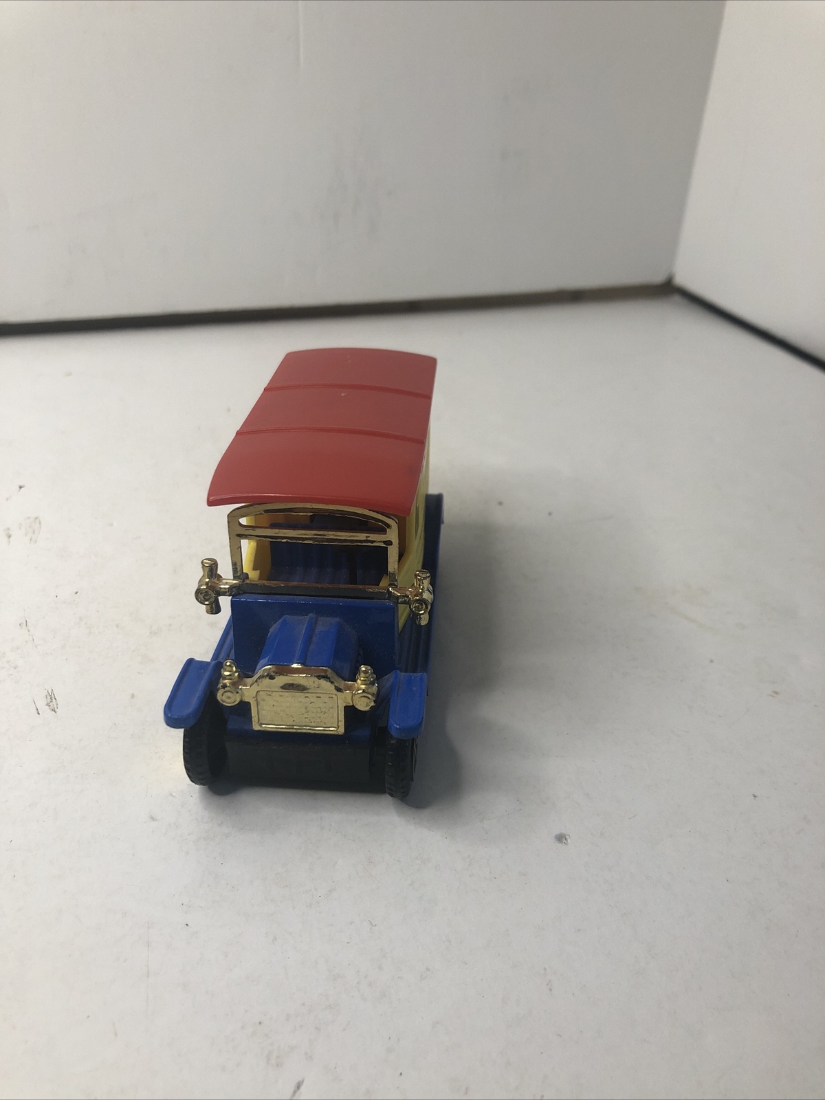 VINTAGE STROEHMANN'S BAKERY READERS DIGEST PLASTIC TOY TRUCK | eBay