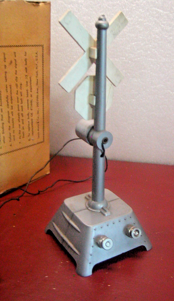 Vintage Marx #417 O Gauge Bell Ringing Crossing Signal with Box | eBay