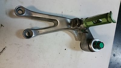KAWASAKI ZX9R RIGHT REAR HANGER PEG ‘FREE POST’ #S09-A35 | eBay