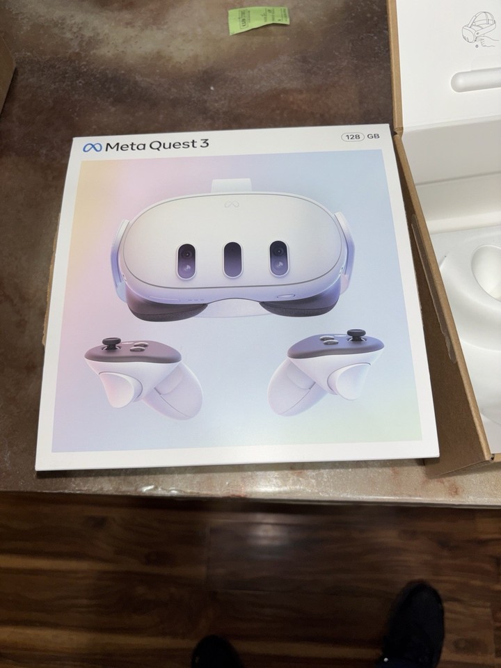 Meta Quest 3 VR Headset Bundle + BOBOVR S3 Pro Strap And More | eBay