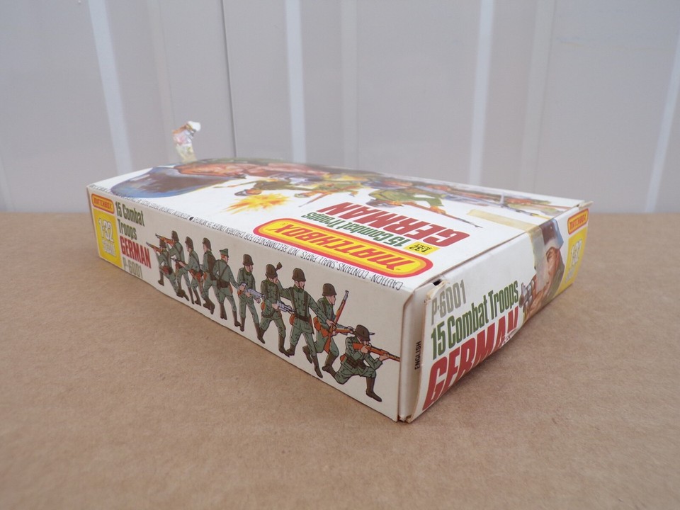 Matchbox 15 German Combat Troops WW2 1939-45 Boxed 1.32 Scale Soldiers ...