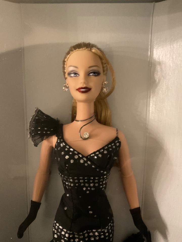 Hollywood Divine Barbie Doll Barbie Fan Club EXCL 2004 Brunette B3426 W ...