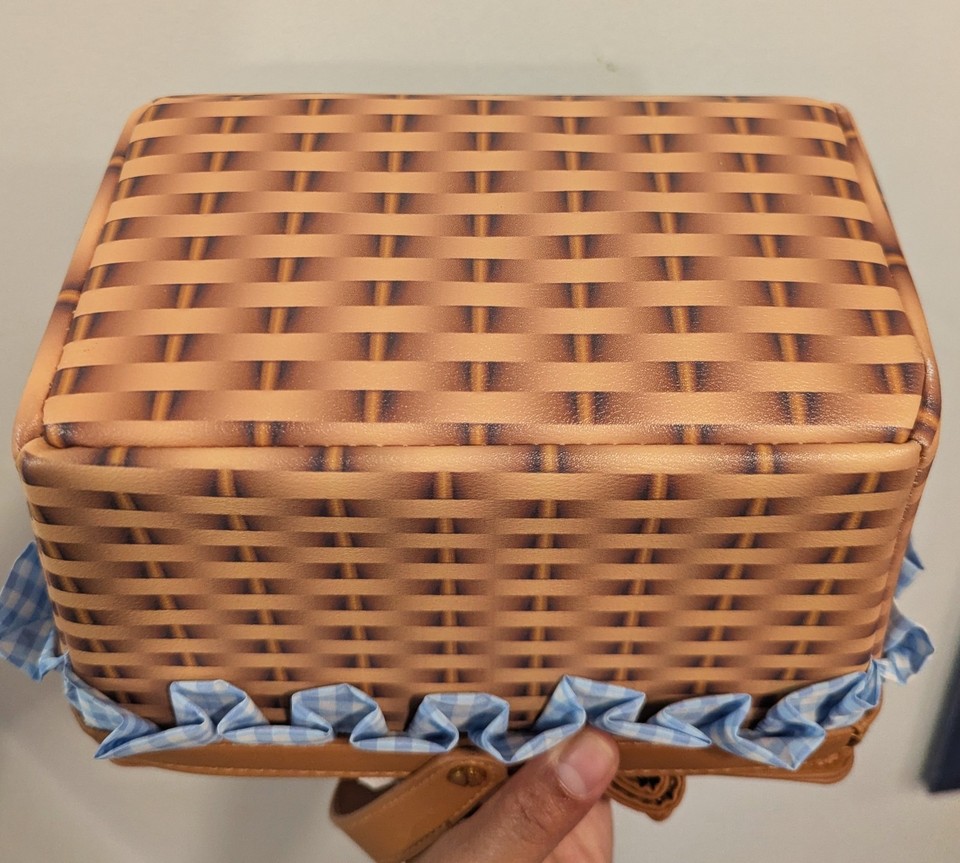 🤍🧺 RARE Wizard Of Oz🪄Dorothy Basket Purse 👜 And Toto Keychain HTF 🐶🩵 | eBay