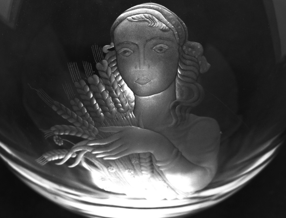 Orrefors 1940 Nils Landberg Copper Wheel Engraved Hand Blown Swedish ...