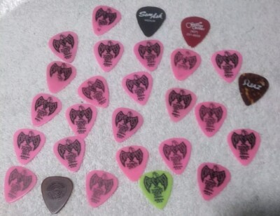 LOT OF ASSORTED GUITAR PICKS 27 TOTAL | eBay