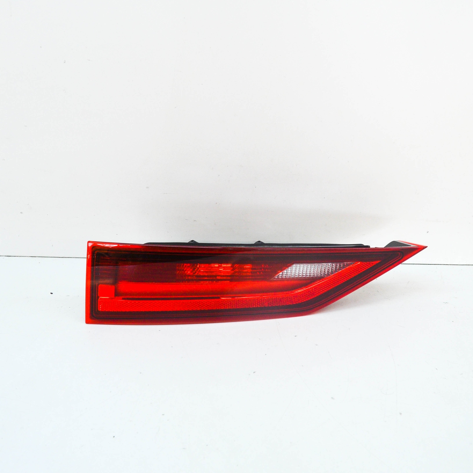 VOLVO V90 MK2 Rear Left Lamp Body 32293883 NEW GENUINE | eBay