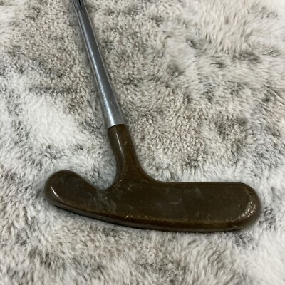 Titleist Bullseye Acushnet Golden Putter Made In USA Steep Shaft 35 ...