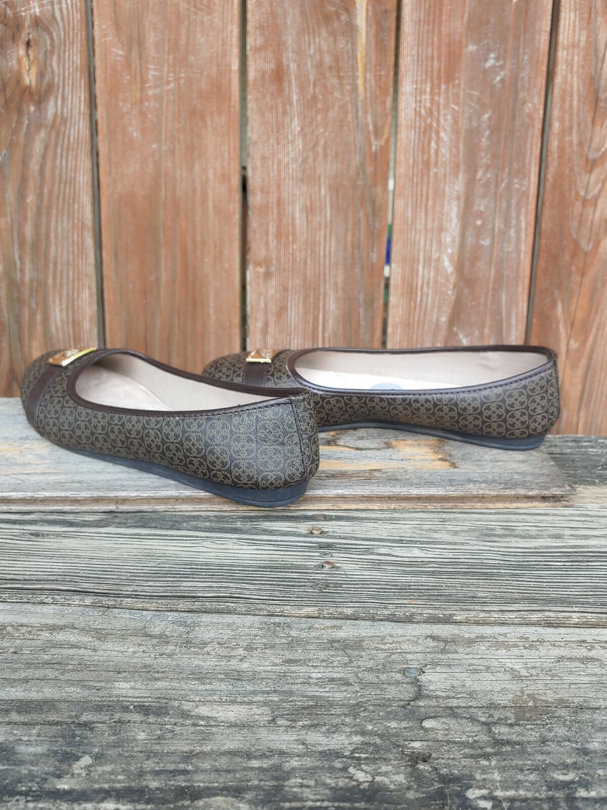 Daisy Fuentes Allover Logo Ballet Flats Classic & Cla… - Gem