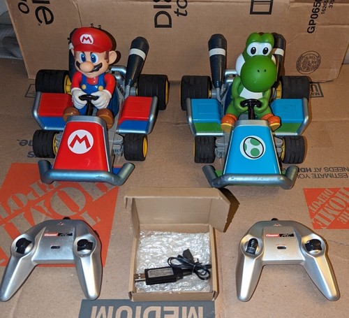 Carrera RC 1/16 Nintendo Mario Kart 7 Set Mario & Yoshi Remote Control ...
