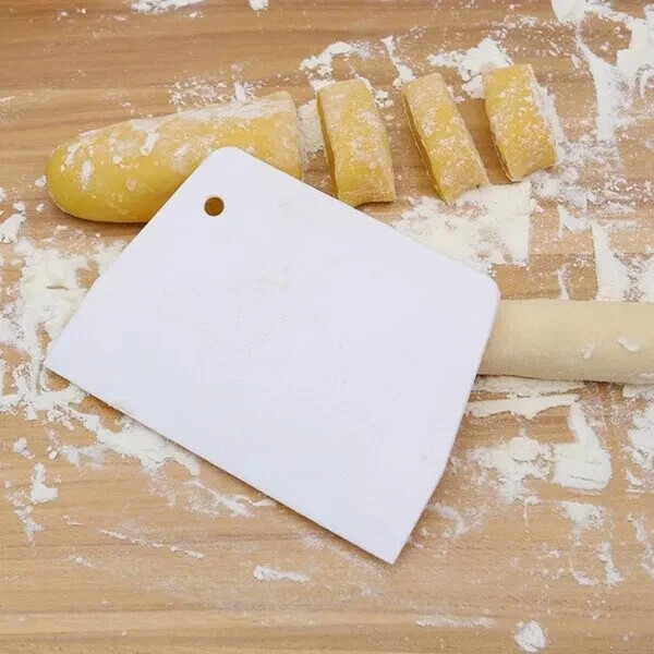 Plastic Dough Scraper Smooth Cake Pastry Spatula Baking Kitchen Tool ...